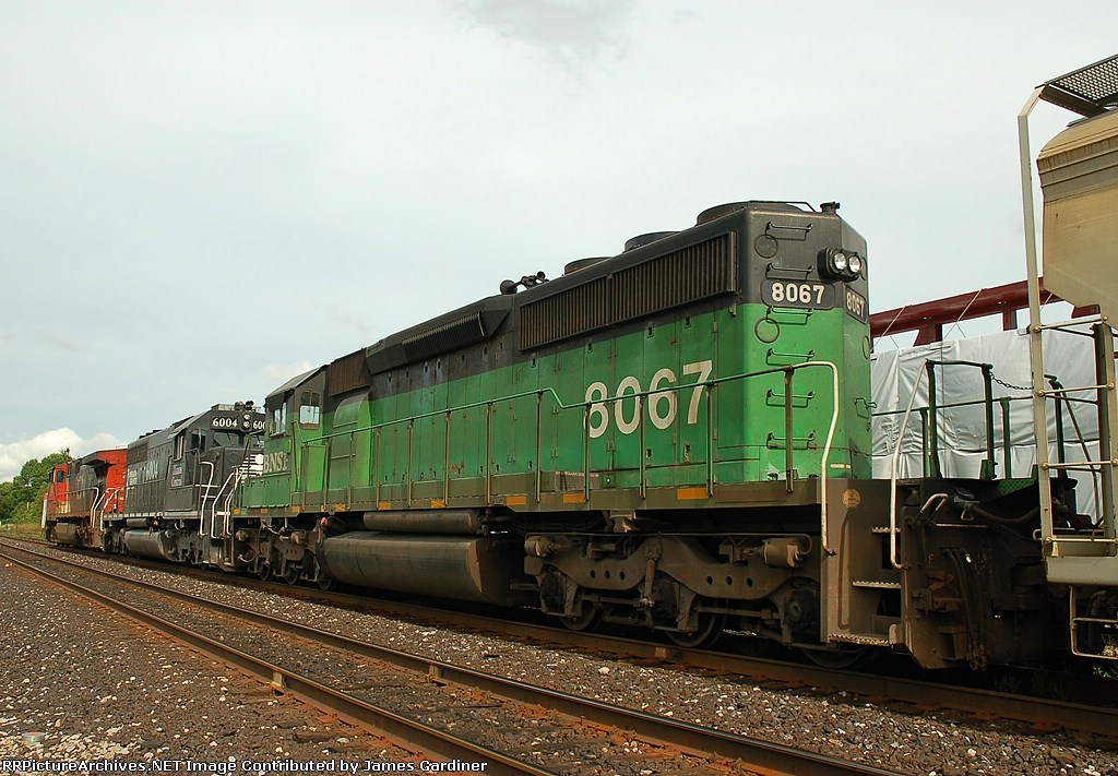 BNSF 8067